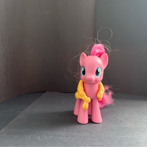 My Little Pony | Other | Hasbro My Little Pony Snap On Fashion Horse ...